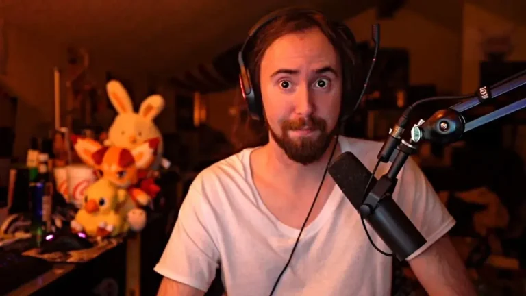 Asmongold's (zackrawrr) Streaming Setup | Gaming Setups